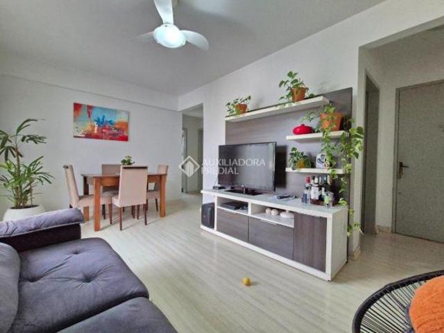 Apartamento com 2 dormitórios à venda no Edifício Orquídea