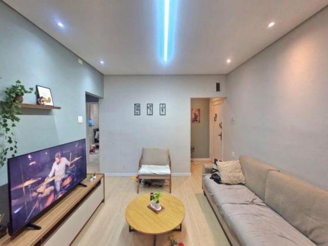 Apartamento com 2 dormitórios, À VENDA no Embaré