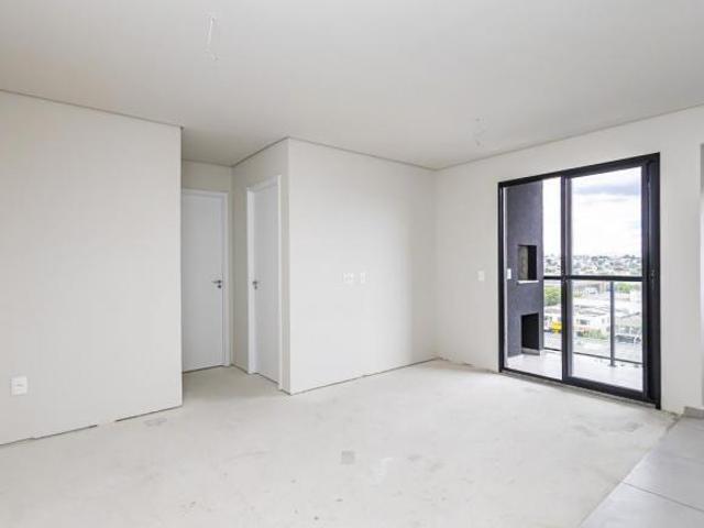 Apartamento com 2 dormitórios à venda com 66,61m² no Hauer