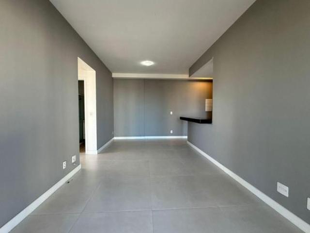 Apartamento com 2 dormitórios à venda com 78m² | Varanda com churrasqueira