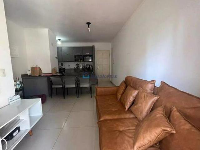 Apartamento com 2 dormitórios à venda em Chácara Inglesa