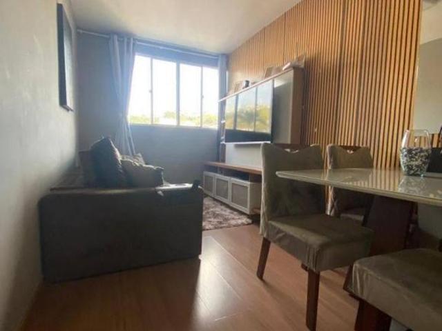 Apartamento com 2 dormitórios à venda, por R$ 199.000
