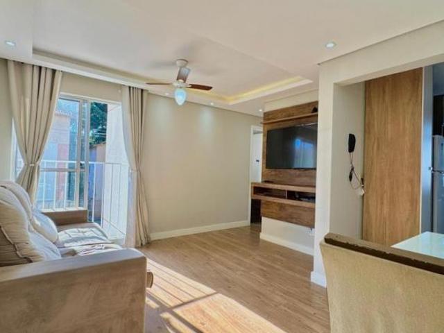 APARTAMENTO com 2 dormitórios à venda por R$ 230.000,00 no bairro Santa Cândida