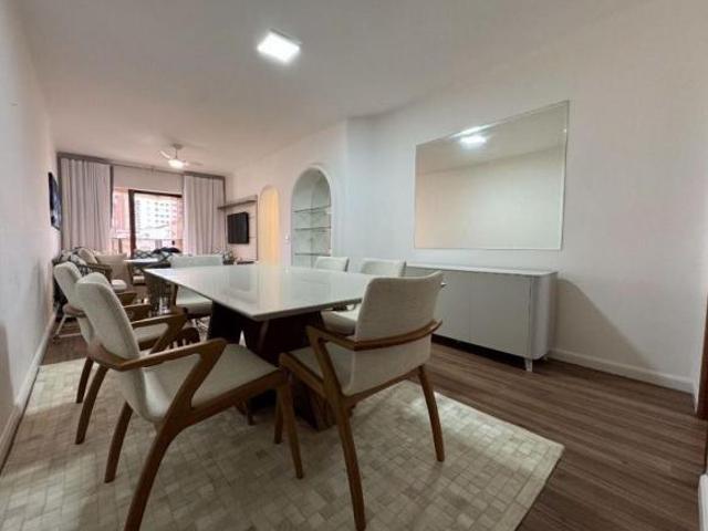 Apartamento com 2 dormitórios à venda por R$ 640.000,00 Enseada Guarujá/SP