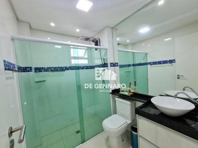 Apartamento com 2 dormitórios à venda por R$ 670.000 Canto do Forte Praia Grande/SP