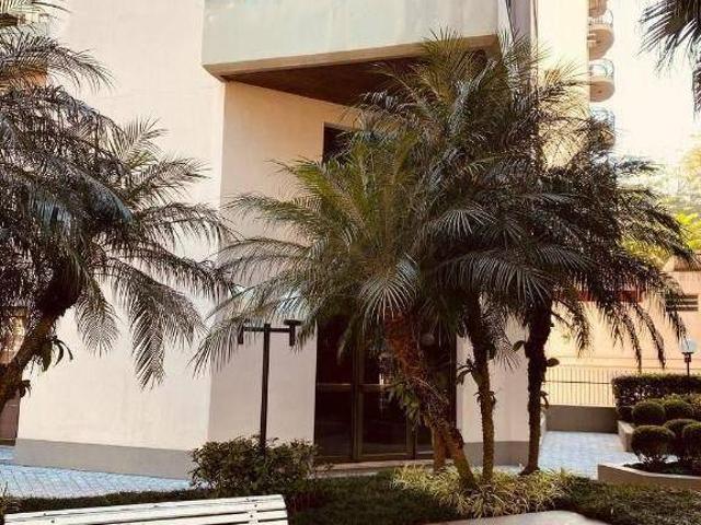 Apartamento com 2 dormitórios à venda, 172 m² por R$ 1.800.000,00 Moema São Paulo/SP