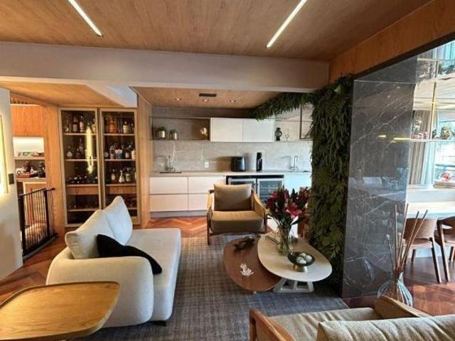 Apartamento com 2 dormitórios à venda, 174 m² por R$ 6.300.000,00 Moema São Paulo/SP
