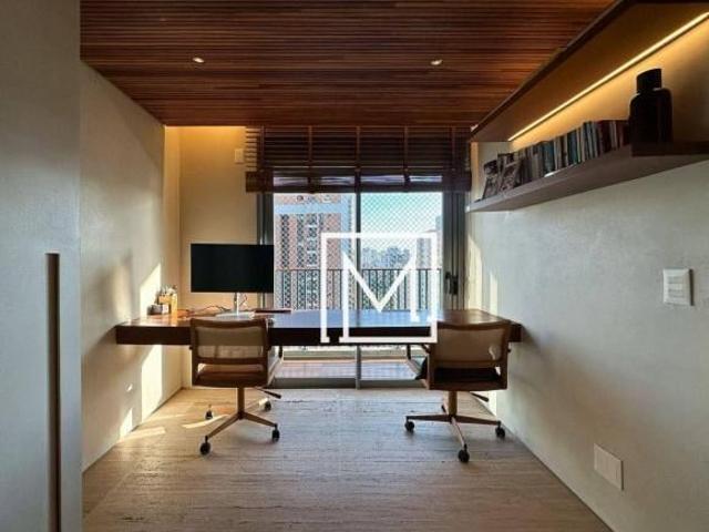 Apartamento com 2 dormitórios à venda, 175 m² por R$ 4.500.000,00 Moema São