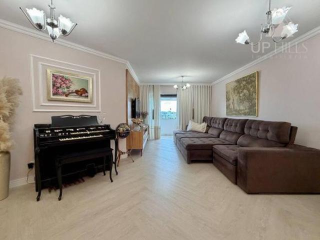 Apartamento com 2 dormitórios à venda, 107 m² por R$ 850.000 Bacacheri Curitiba/PR