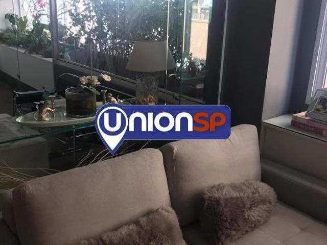 Apartamento com 2 dormitórios à venda, 108 m² por R$ 1.200.000,00 Higienópolis São Paulo/SP