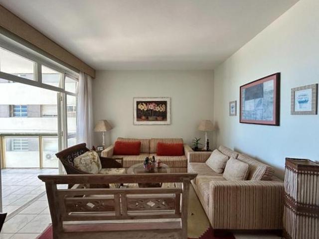 Apartamento com 2 dormitórios à venda, 110 m² por R$ 630.000,00 Pitangueiras Guarujá/SP