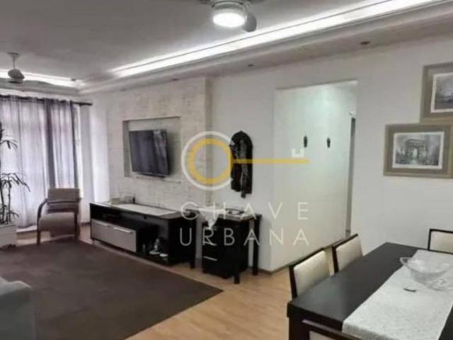 Apartamento com 2 dormitórios à venda, 115 m² por R$ 689.000,00 Marapé Santos/SP