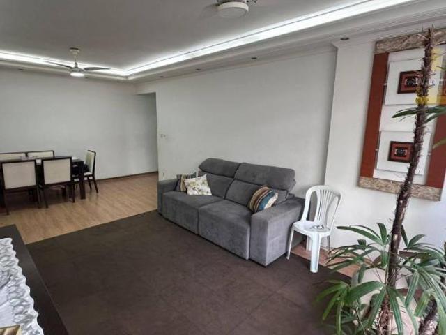 Apartamento com 2 dormitórios à venda, 119 m² por R$ 700.000,00 Marapé Santos/SP