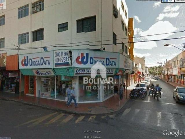 Apartamento com 2 dormitórios à venda, 120 m² por R$ 170.000,00 Setor Central Itumbiara/GO