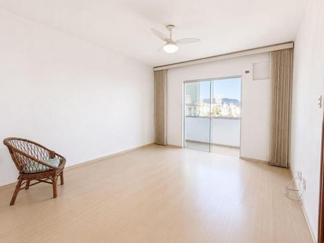 Apartamento com 2 dormitórios à venda, 130 m² por R$ 610.000,00 Ponta da Praia Santos/SP