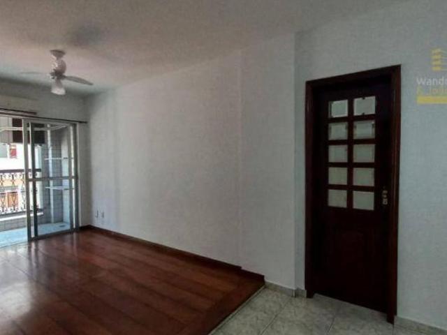 Apartamento com 2 dormitórios à venda, 137 m² por R$ 700.000,00 Campo Grande Santos/SP
