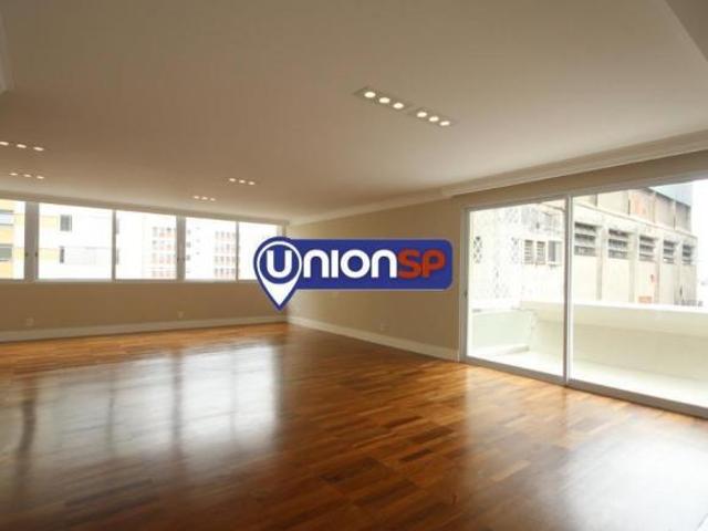 Apartamento com 2 dormitórios à venda, 210 m² por R$ 3.300.000,00 Higienópolis São Paulo/SP