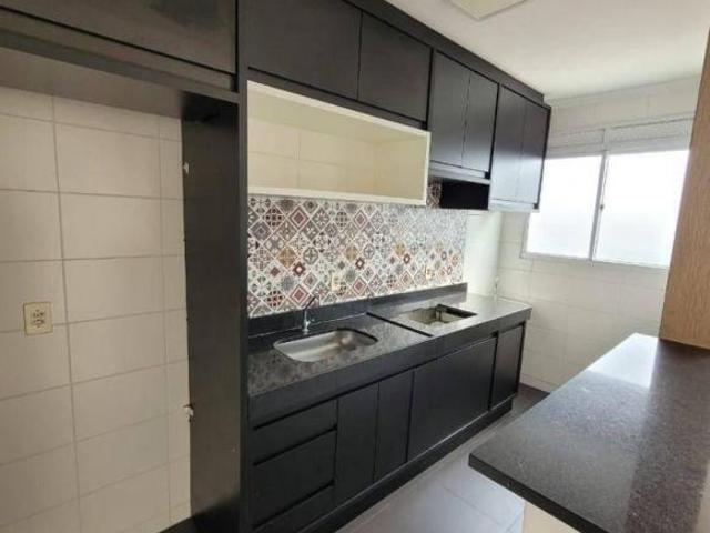 Apartamento com 2 dormitórios à venda, 44 m² por R$ 190.000,00 Conjunto Habitacional Jesualdo Garc