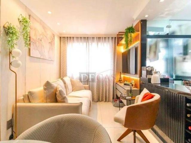Apartamento com 2 dormitórios à venda, 44 m² por R$ 315.000,00 Vila Carmosina São Paulo/SP