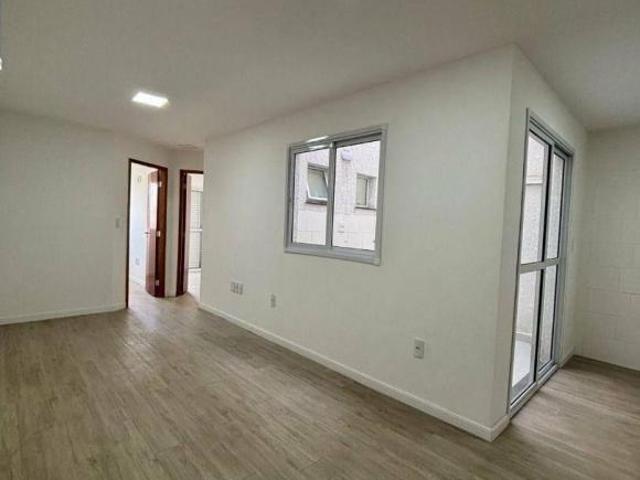 Apartamento com 2 dormitórios à venda, 44 m² por R$ 370.000,00 Parque das Nações Santo André/SP