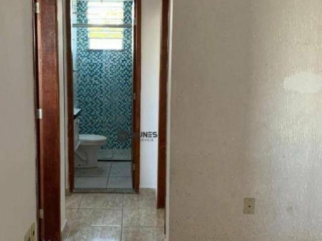 Apartamento com 2 dormitórios à venda, 45 m² por R$ 150.000,00 Previdenciários Juiz de Fora/MG