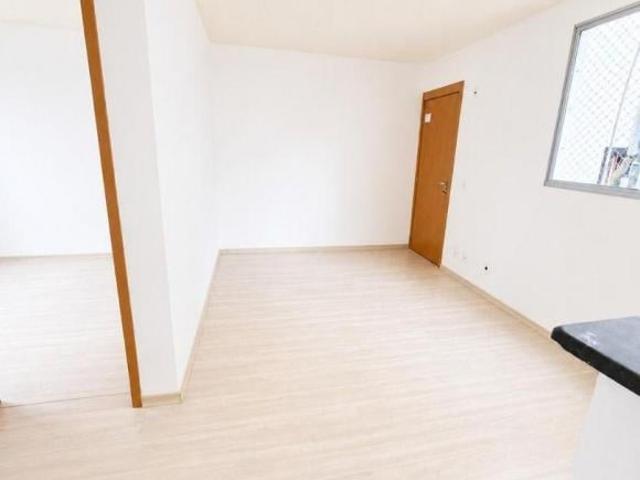 Apartamento com 2 dormitórios à venda, 45 m² por R$ 170.000 Industrial Juiz de Fora/MG
