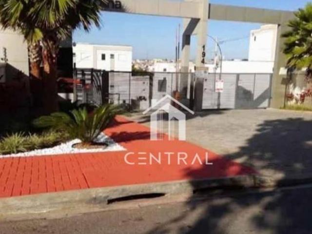 Apartamento com 2 dormitórios à venda, 45 m² por R$ 220.000,00 Caguaçu Sorocaba/SP