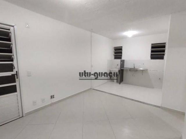 Apartamento com 2 dormitórios à venda, 45 m² por R$ 220.000,00 Condomínio Villas de Santa Rosa I