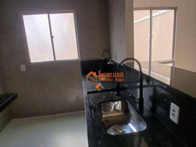 Apartamento com 2 dormitórios à venda, 45 m² por R$ 240.000,00 Água Chata Guarulhos/SP