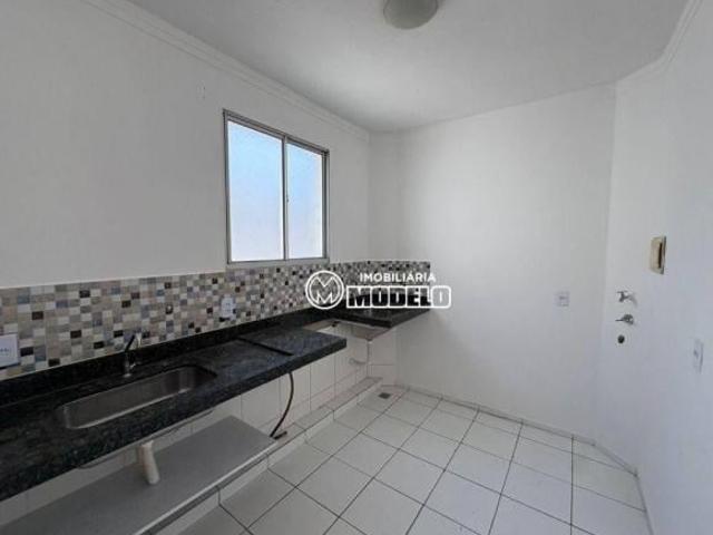 Apartamento com 2 dormitórios à venda, 47 m² por R$ 185.000,00 Santa Terezinha Piracicaba/SP