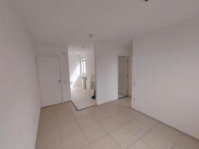 Apartamento com 2 dormitórios à venda, 48 m² por R$ 170.000,00 Cavalhada Por