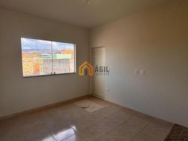 Apartamento com 2 dormitórios à venda, 48 m² por R$ 199.900 Tiradentes São Joaquim de Bicas/MG