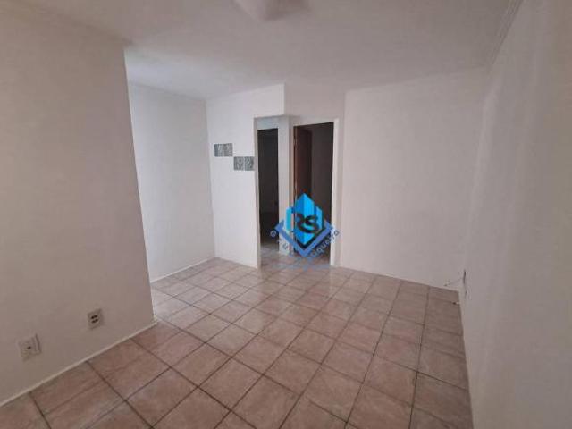 Apartamento com 2 dormitórios à venda, 48 m² por R$ 250.000,00 Santa Terezinha São Bernardo do C