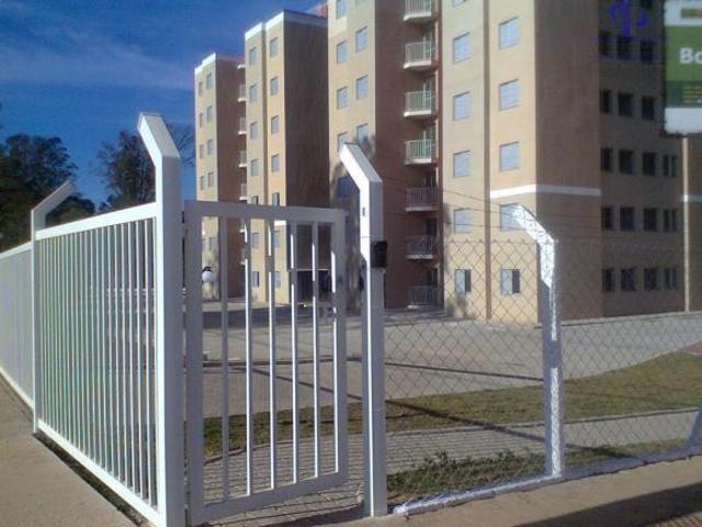Apartamento com 2 dormitórios à venda, 48 m² por R$ 275.000,00 Condomínio Residencial Bosque Do Fr