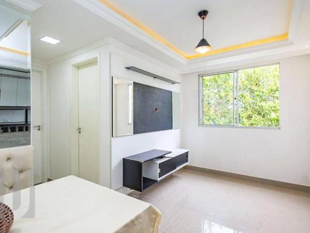 Apartamento com 2 dormitórios à venda, 48 m² por R$ 309.000,00 Novo Mundo Curitiba/PR