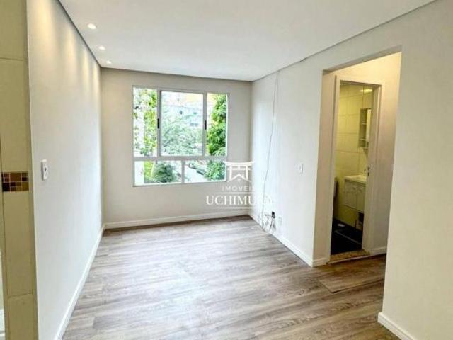 Apartamento com 2 dormitórios à venda, 48m² por R$ 235.000