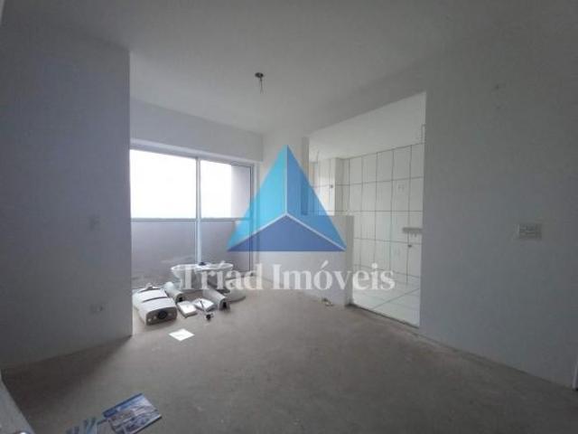 Apartamento com 2 dormitórios à venda, 49 m² por R$ 265.000,00 Vila Jones Americana/SP