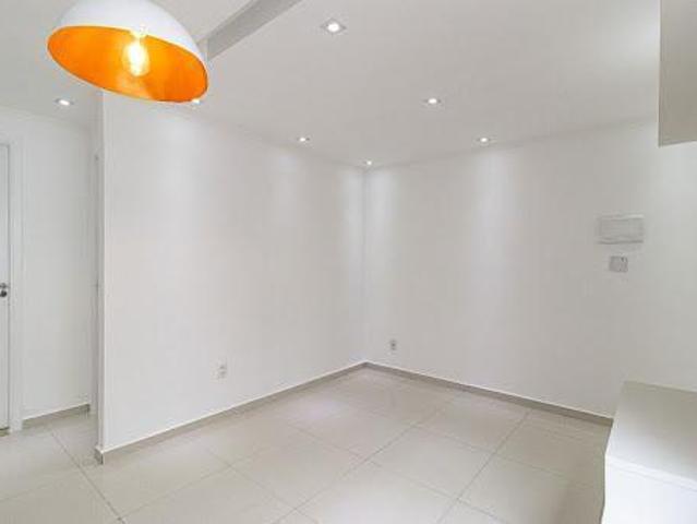 Apartamento com 2 dormitórios à venda, 40 m² por R$ 250.000,00 Vila Alzira Guarulhos/SP