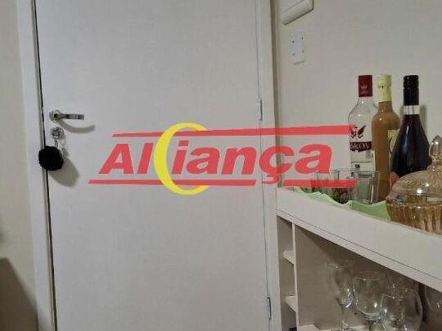 Apartamento com 2 dormitórios à venda, 40m² Vila Alzira Guarulhos SP