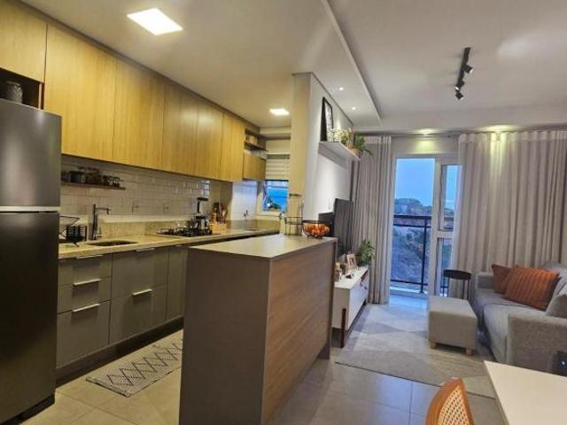Apartamento com 2 dormitórios à venda, 54 m² por R$ 369.900,00 Parque Morum.