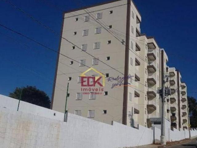 Apartamento com 2 dormitórios à venda, 55 m² por R$ 300.000,00 São João Jacareí/SP