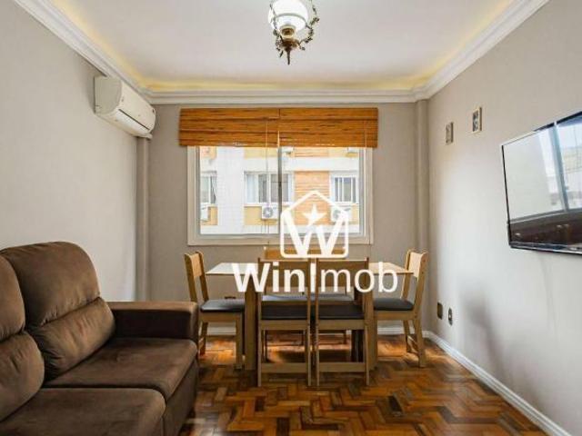 Apartamento à venda, 55 m² por R$ 325.000,00 Independência Porto Alegre/RS