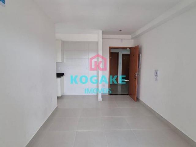 Apartamento com 2 dormitórios à venda, 55 m² por R$ 403.000,00 Jardim São Vicente São José dos C