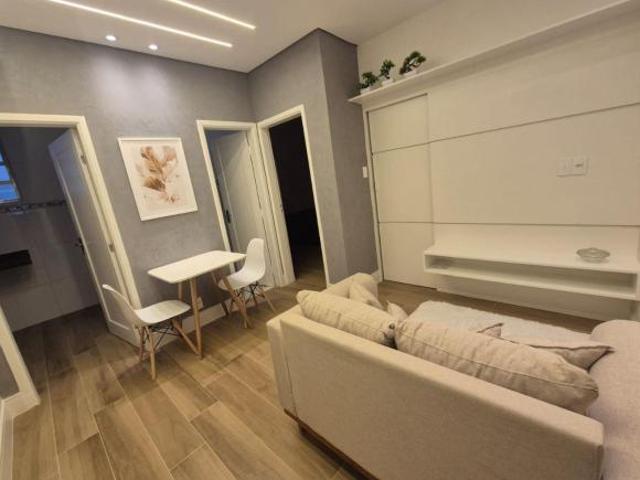 Apartamento com 2 dormitórios à venda, 55 m² por R$ 469.800,00 Embaré Santos/SP
