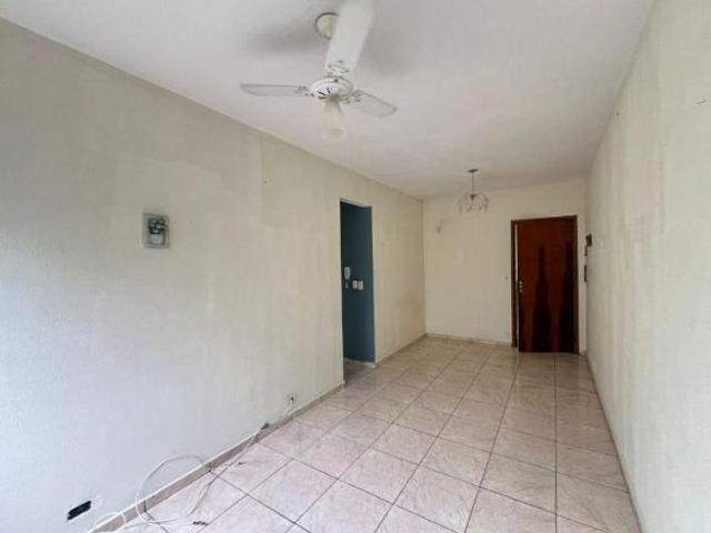 Apartamento com 2 dormitórios à venda, 56 m² por R$ 215.000,00 Santa Terezinha São Bernardo do C