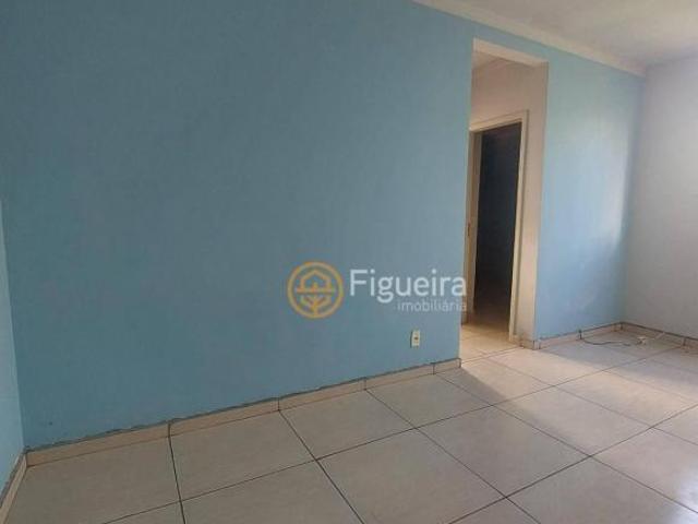 Apartamento com 2 dormitórios à venda, 57 m² por R$ 140.000,00 Cristiano de Carvalho Barretos/SP