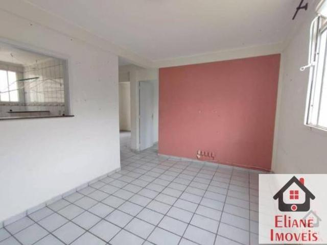 Apartamento com 2 dormitórios à venda, 57 m² por R$ 170.000,00 Parque Residencial Vila União Cam
