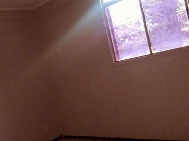 Apartamento com 2 dormitórios à venda, 57 m² por R$ 180.000,00 Parque Residencial Vila União Cam