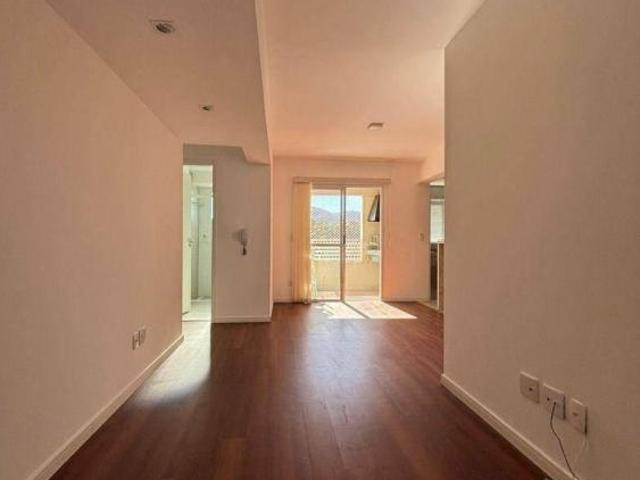 Apartamento com 2 dormitórios à venda, 57 m² por R$ 425.000,00 Jardim Country Club Poços de Cald