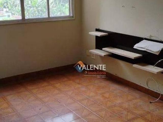 Apartamento com 2 dormitórios à venda, 58 m² por R$ 180.000,00 Saboó Santos/SP